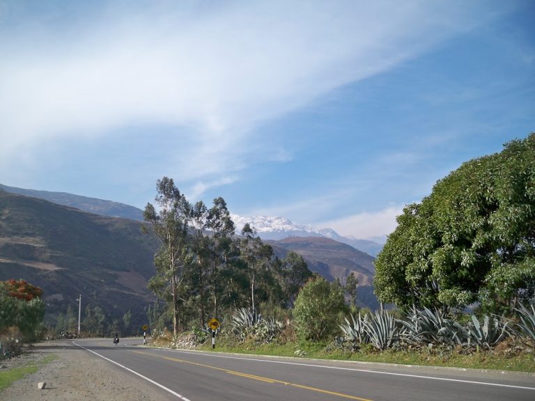 Cycling from Abancay to Curahuasi in Peru - Dave's Travel Pages