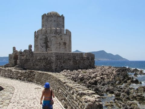 10 Amazing historical places in Greece you need to see