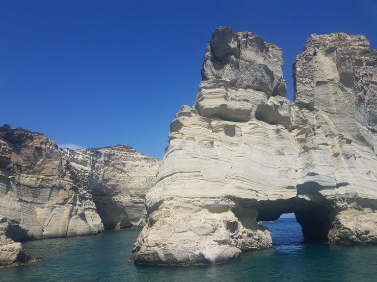 How To Choose The Best Milos Boat Tour In 2025