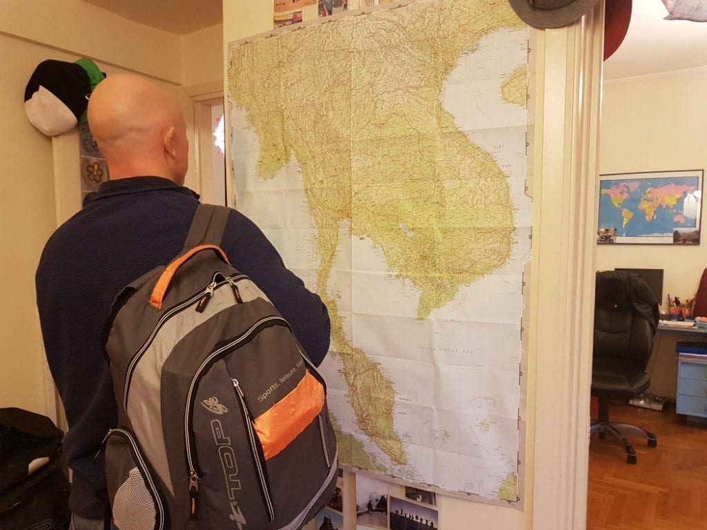 My Scoot Athens to Singapore flight experience - First time Using Flyscoot