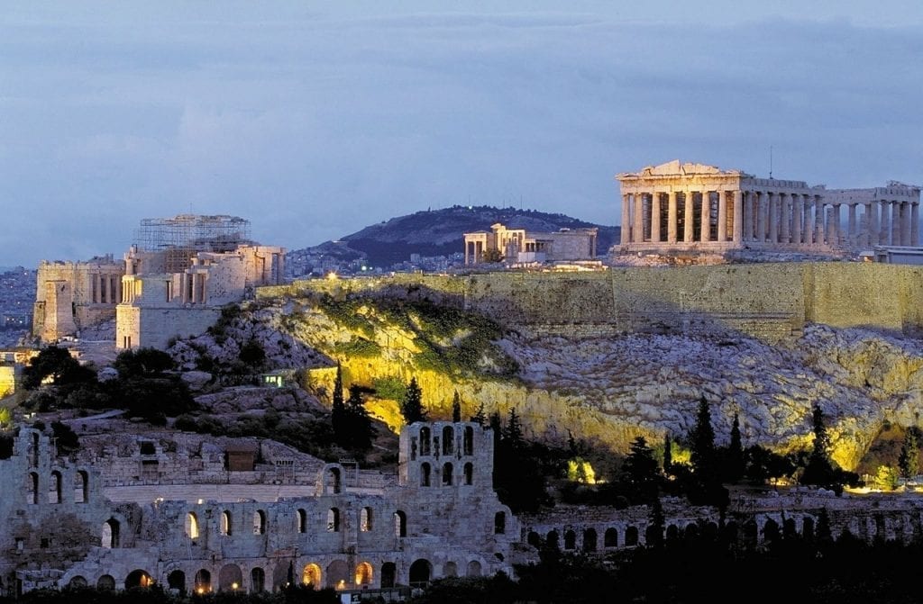 The Best Neighborhoods in Athens for Urban Explorers