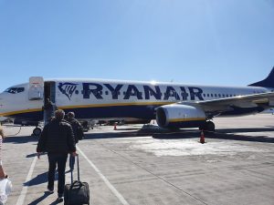 International Travel Packing Checklist - The Ultimate Guide!