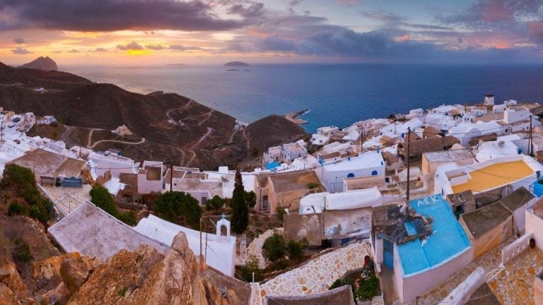 How to get from Santorini to Anafi by ferry 2025 guide