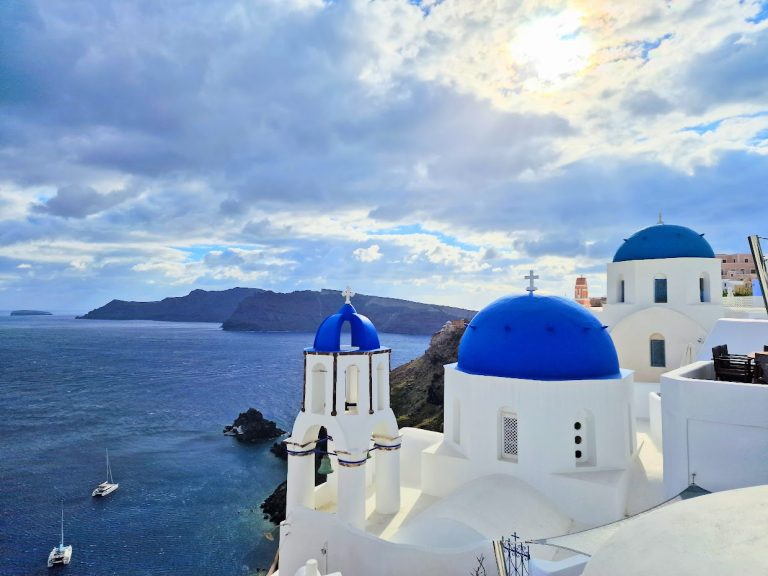 How to get from Rhodes to Santorini by ferry in 2025